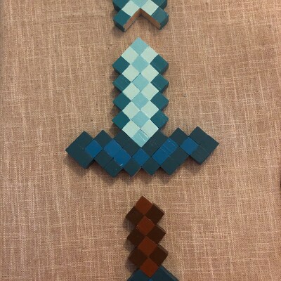 MINECRAFT Heart Handmade Wood Heart Pixel Art 3D Minecraft - Etsy