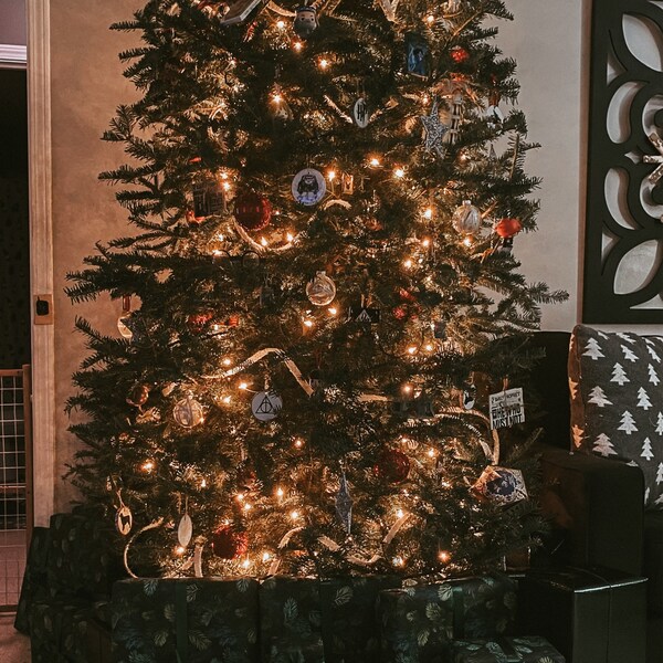 Colorado Spruce Tree Gift Wrapping Paper Evergreen Conifer Dark Green ...