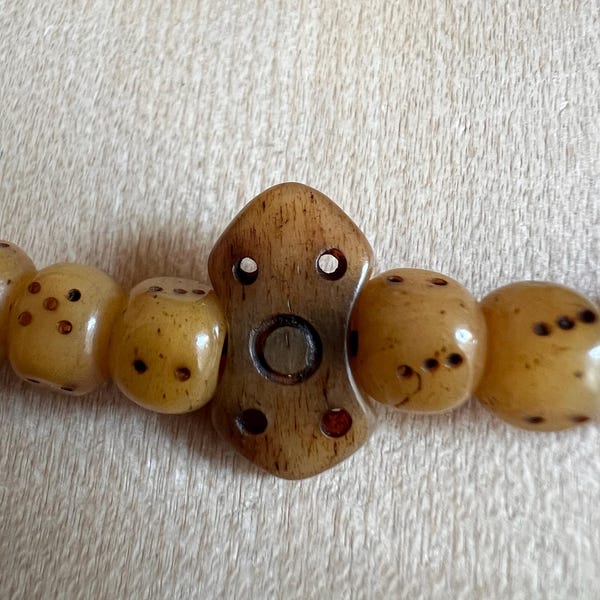 Gandhanra Antique Tibetan Buddhist Amulet,triratna,mani Jewel/wish ...