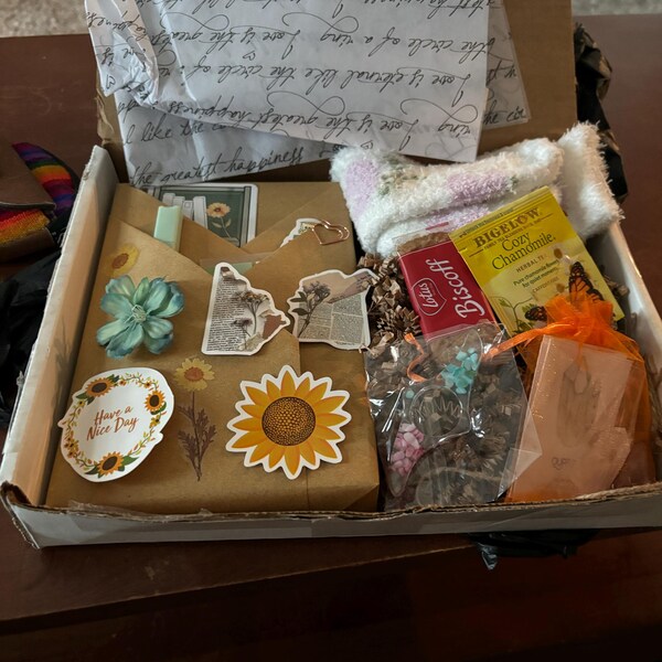 Superhero First Day of School Sign PRINTABLE 1st First Day of ...