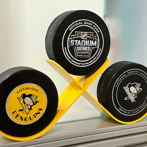 Hockey Puck Display / Hockey Puck Holder Made in USA Trophy Case Medal ...