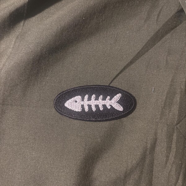 Little Fish | Bone Skeleton Embroidered Iron/sew on Patch | Left ...