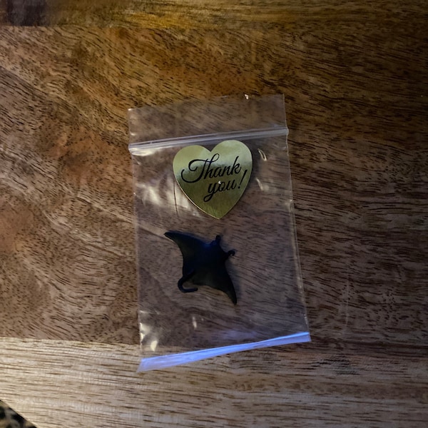 Tiny Manta Ray Figurine - Soft Plastic Stingray for Diorama or Aquarium ...