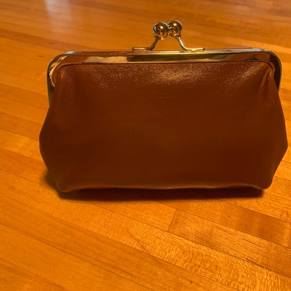 Large Retro Coin Purse With Gold Click-clack Clasp - Vintage Genuine ...