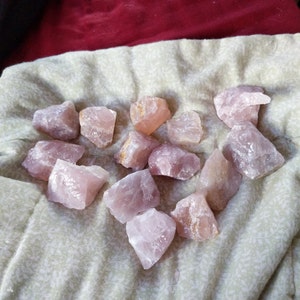 Madagascar Rose Quartz Rough Natural Stones: Choose 4 oz 8 | Etsy