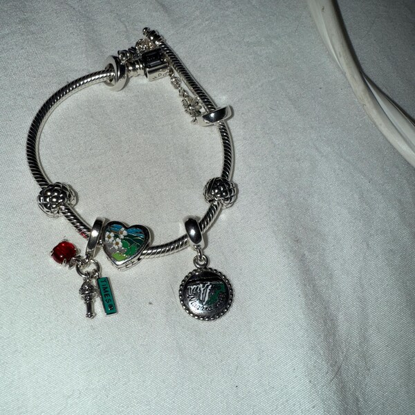 Pandora Halloween 2023 Haunted Mansion Hitchhiking Ghosts Dangle Charm ...