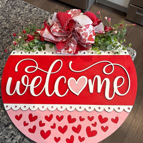 Valentine's Day Welcome Door Hanger – Romantic Heart Welcome Sign With ...