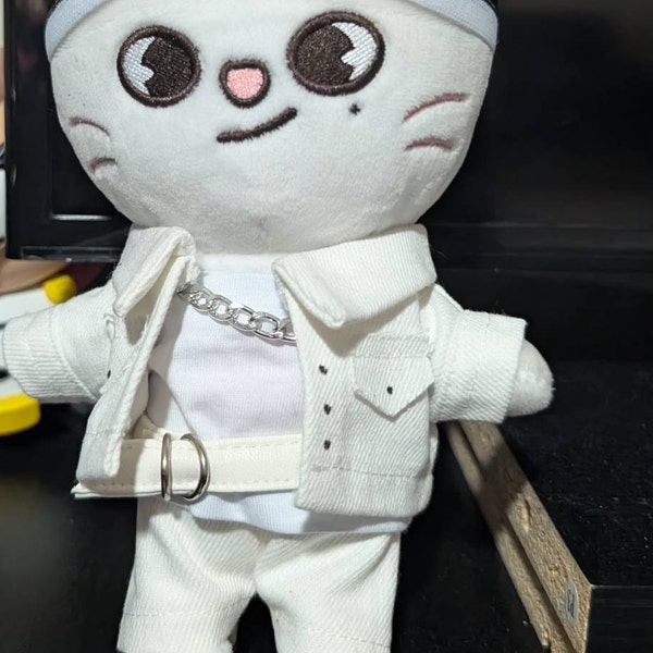 Lee Know Cat Look, Skzoo Clothes, Leebit, Skzoo Outfits, Kpop Doll ...