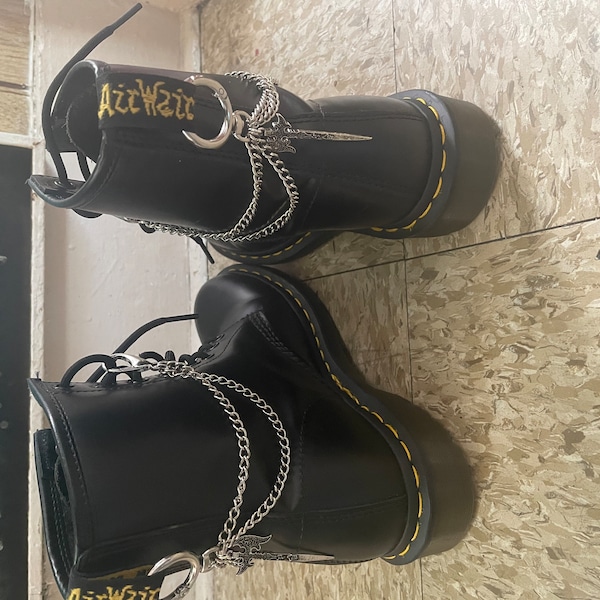 Goth Punk Fans in a Mosh Pit Digital Printable Art for Alternative Home ...