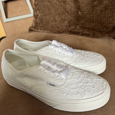 White / Ivory Pearl Wedding Flower Girl Shoes, First Communion Shoes ...