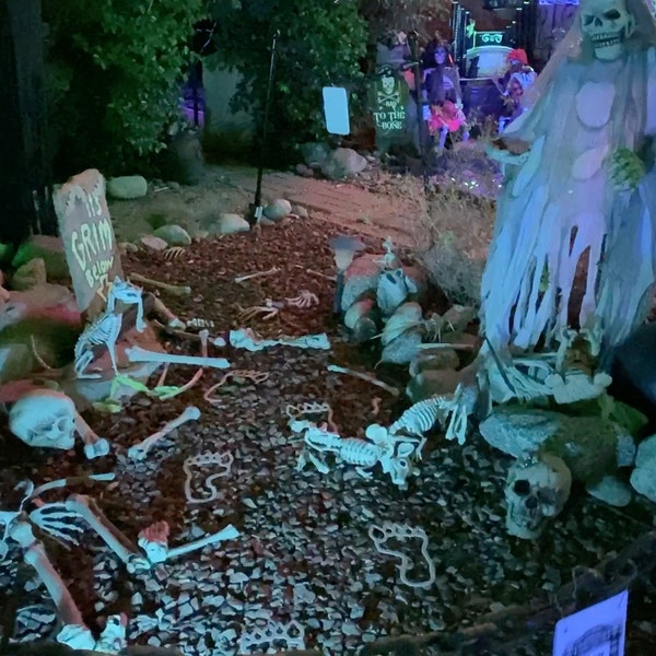 Evil Soul Studios LIFE SIZE Vintage Series Rest Gently Tombstone ...