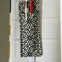 Pen or Pencil Holder Bookmark Sewing Pattern & VIDEO Tutorial | Back to ...