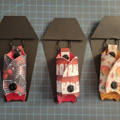 Goth Bat Wing Keychain SVG Mans Bat Key Cover Template Key Wrap Bag Tag ...