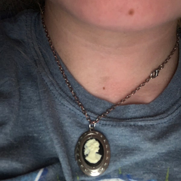 Cameo Locket Necklace Silver Vintage Victorian Style Lady Cameo Jewelry ...