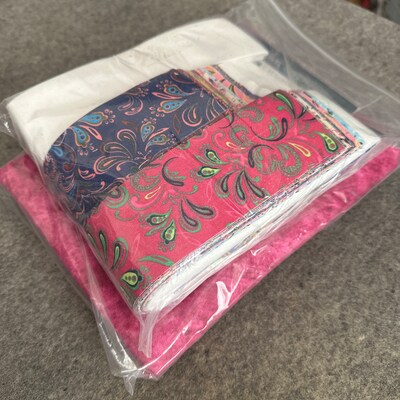 Starshine in Multi Quilt Kit Fabric Pattern and Binding and Backing ...