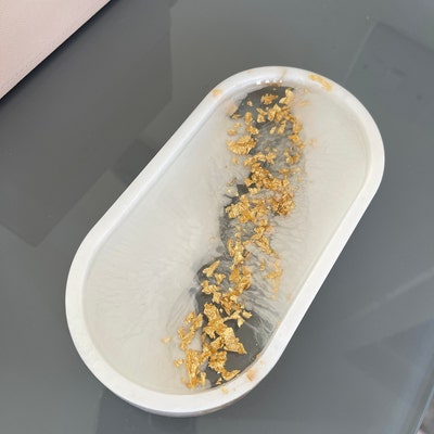 Emerald Green Trinket Tray With a Border of Floating Gold Flakes ...