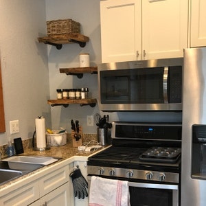 Pipe Hangers for Industrial Floating Shelves, Iron Shelf Brackets ...