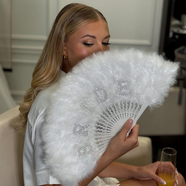 Feather Bride Fan , Custom Bride Wedding Gifts, Bachelorette Party ...
