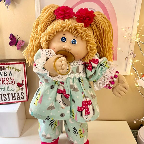 Peter Rabbit is a Beatrix Potter Character and is Designed by Alan Dart ...