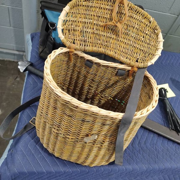 Large Wicker BACKPACK Leather Straps Market Basket Foraging Shoulder ...