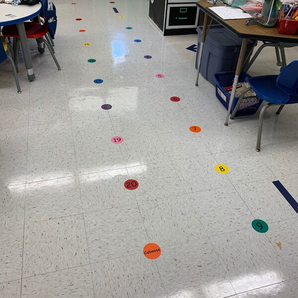 Teacher's Helper - Set of 27 Floor Decals. Spots: "line Leader", "door ...