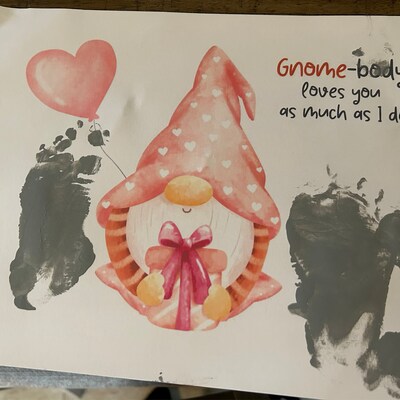 Valentines Day Footprint Art, Gnome Body Loves You, Gnome Footprint ...