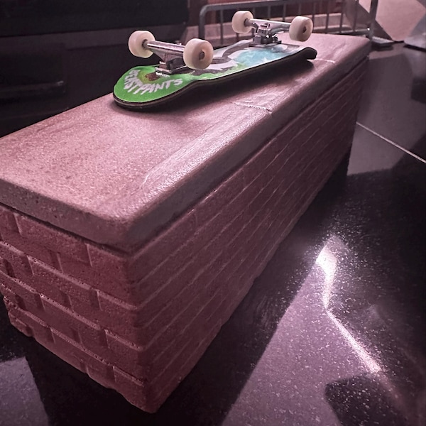 Fingerboard Obstacle - Graffiti Ledge Ft. AZEL - Etsy