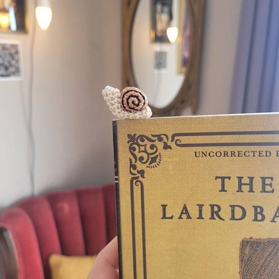 Snail Bookmark // Cottagecore Nature Crochet Bookmark READY TO SHIP - Etsy