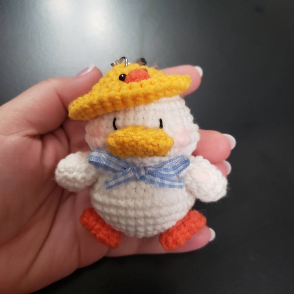 Crochet Duck Keychain, Cartoon Animal Key Chain, Hand-crocheted Small ...