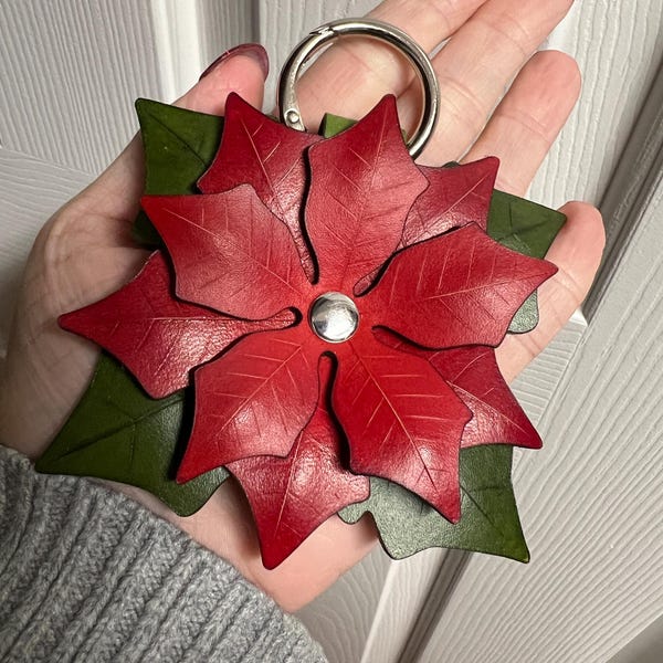Maple Leaf Leather Bag Charm Keychain Custom Colors / Fall Gift Ideas ...