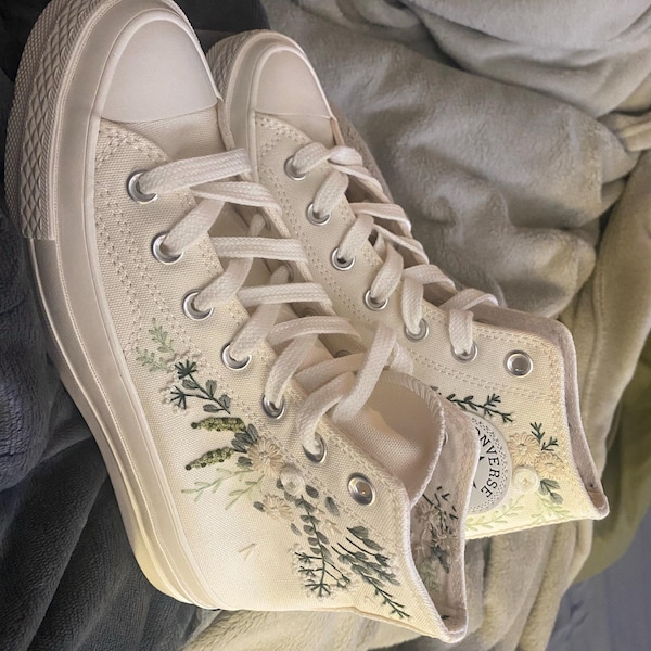 Custom Embroidered Wedding Converse, White Flowers Embroidered Sneakers ...