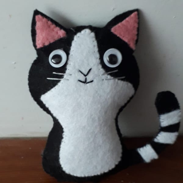 Felt Kitty Cat Softie Toy Sewing Pattern - Tutorial - PDF Epattern ...