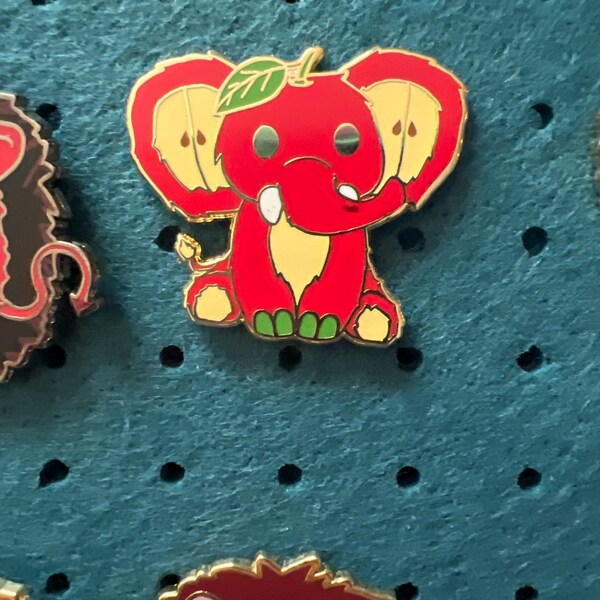 Highland Cow Hard Enamel Pins - Cow Pins - Themed Highland Cow Pins ...