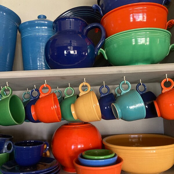 Rare Vintage Joan Walsh Anglund NOVEMBER 1966 Decorative Plate Walter ...