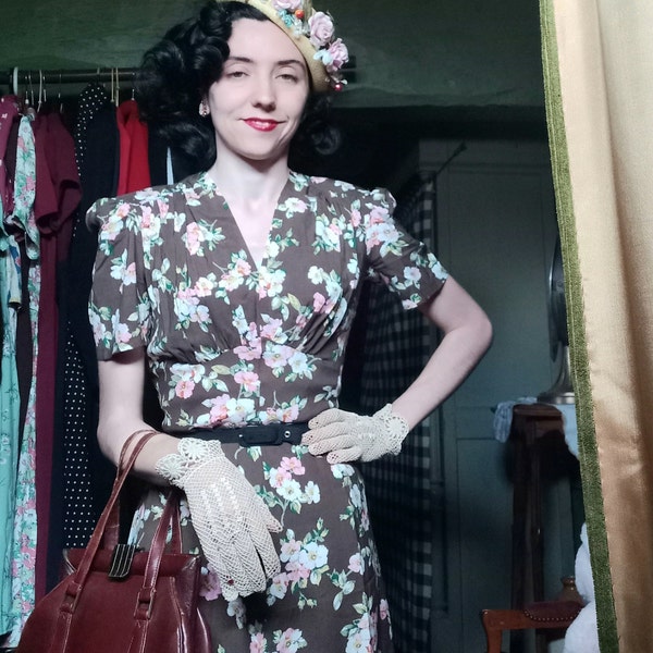 Bespoke 2-piece Suit by Bertie Wooster, Navy Blue Cablestripe. Working ...