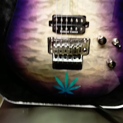 Holographic Marijuana Pot Hemp Leaf Vinyl Car Truch Bright Green Decals ...