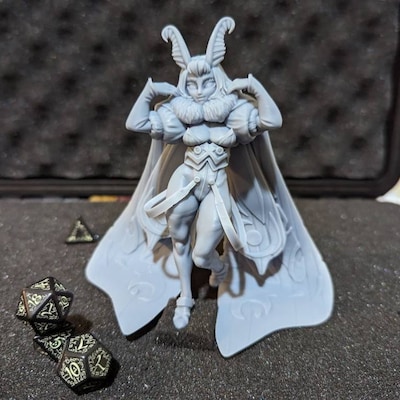 Felicia Statue Model Kit by Nomnom Figures - Etsy