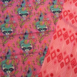 Tula Pink Spirit Animal PWTP099 Retweet by the FQ | Etsy