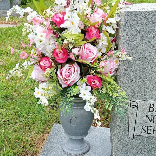 Mausoleum Flower Arrangement Insert. Monument, Memorial, Mausoleum ...