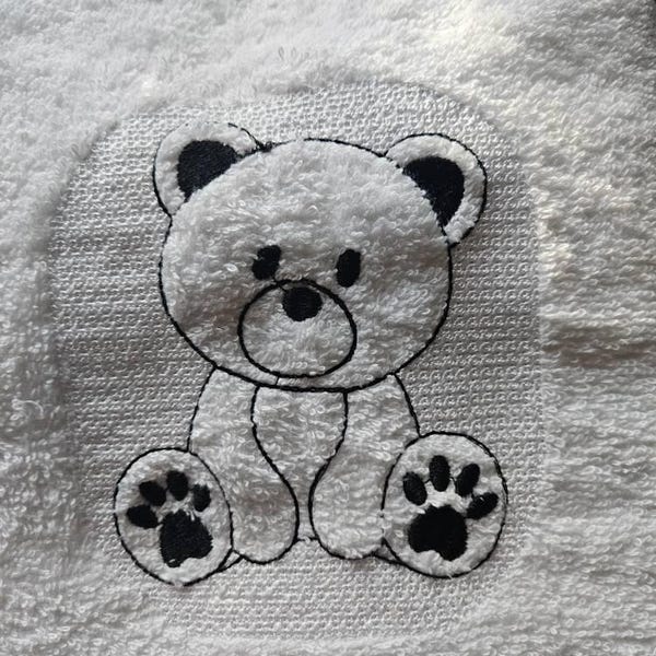 Embossed Bear Embroidery Design, 15 Sizes, Bear Machine Embroidery ...