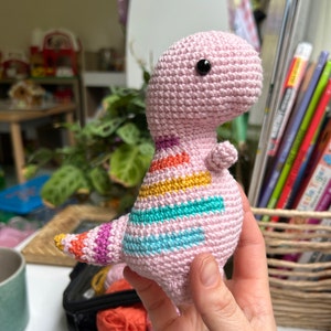 Crochet Pattern: Timothy the T-rex - Etsy