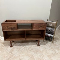 Flynn Vinyl Console - Etsy