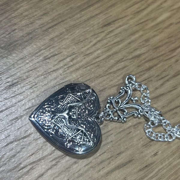 Gothic Vampire Bat Locket Necklace Made to Measure This Locket is a ...