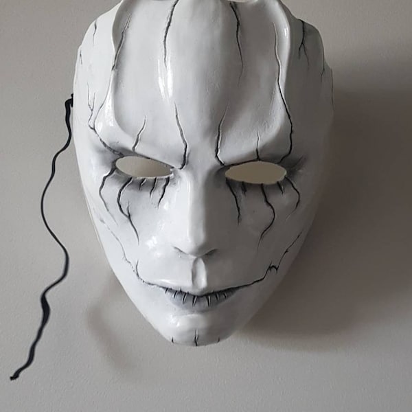 Porcelain Version 2: Resin Cast Mask - Etsy