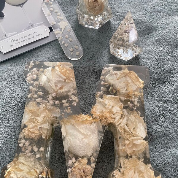 5x4 Bouquet Preserved Flower Bookends Set, Wedding Bouquet, Resin ...