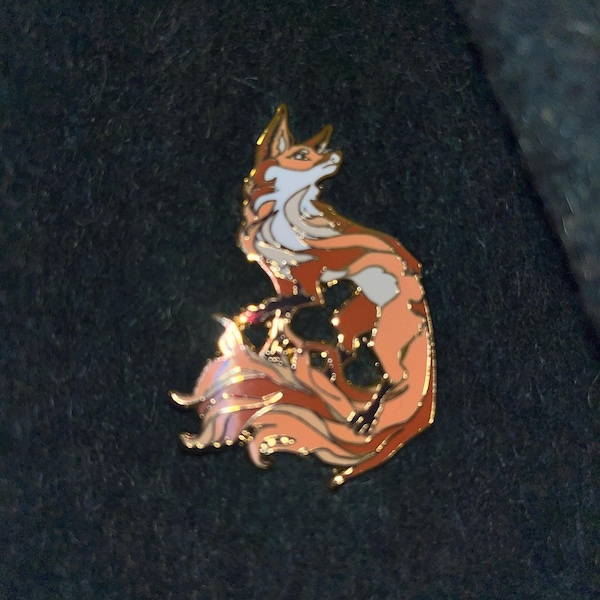 Adventurer Wolf | Hard Enamel Pin | Wolf Forest Lapel Pin Collector ...