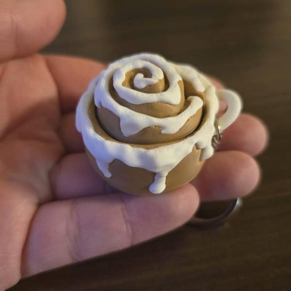 Fidget Keychain Cinnamon Roll: 3D Printed Brown White Pastry Clicker ...