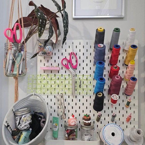 Pegboard Thread Spool Holder for 5000 Yard, Serger for 1/4" (5-6mm ...