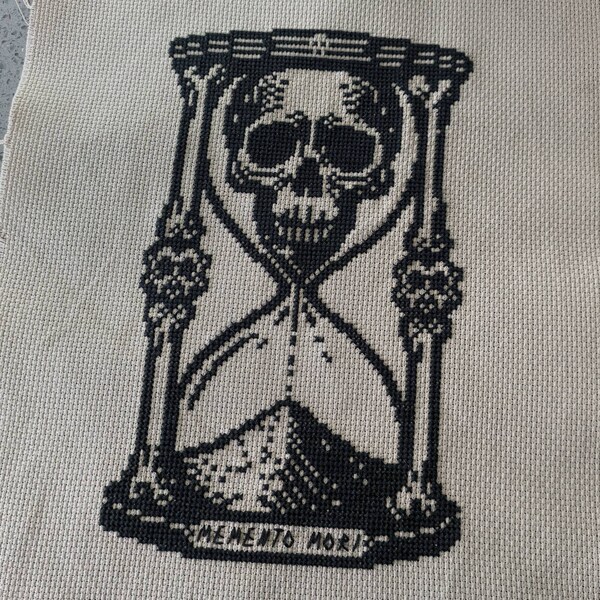 Memento Mori Cross Stitch Pattern Horror Gift for Goth X-stitch Witchy ...