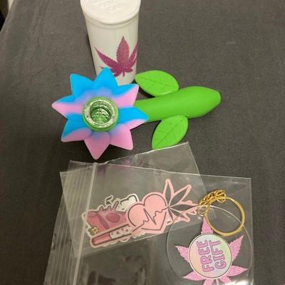 Bic Lighter Cute Lighter Puff Girls Stoner Lighter - Etsy